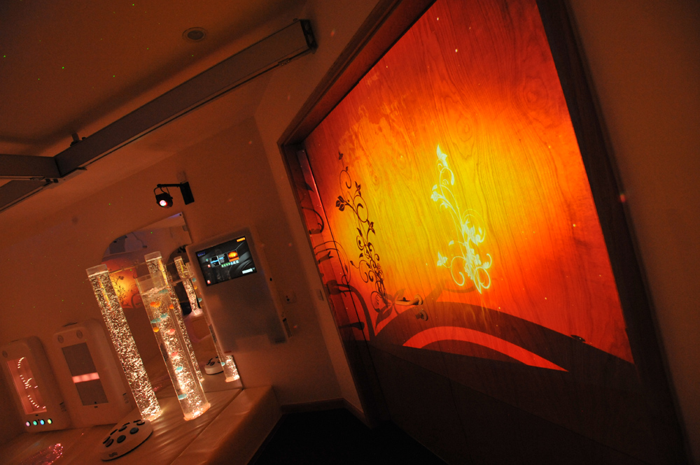 Francis House Sensory Room Sensory Rooms & Snoezelen® Equipment | Rompa®