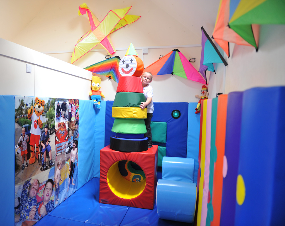 Sensory Room Installation Sensory Rooms & Snoezelen® Equipment | Rompa®