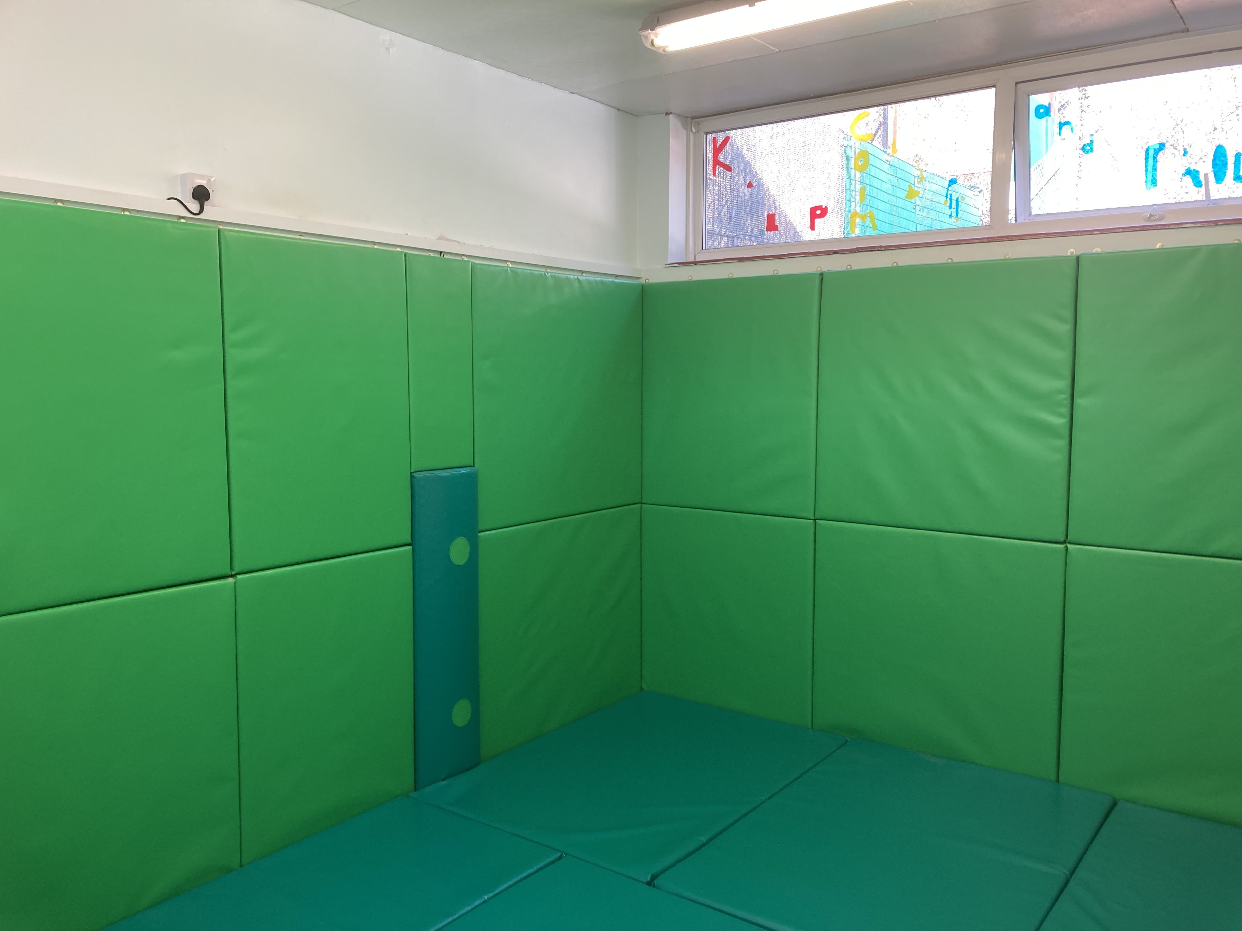 De-Escalation Rooms Sensory Rooms & Snoezelen® Equipment | Rompa®
